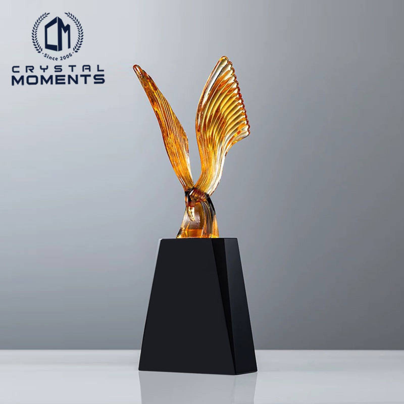 LT622 | Crystal Moments Singapore